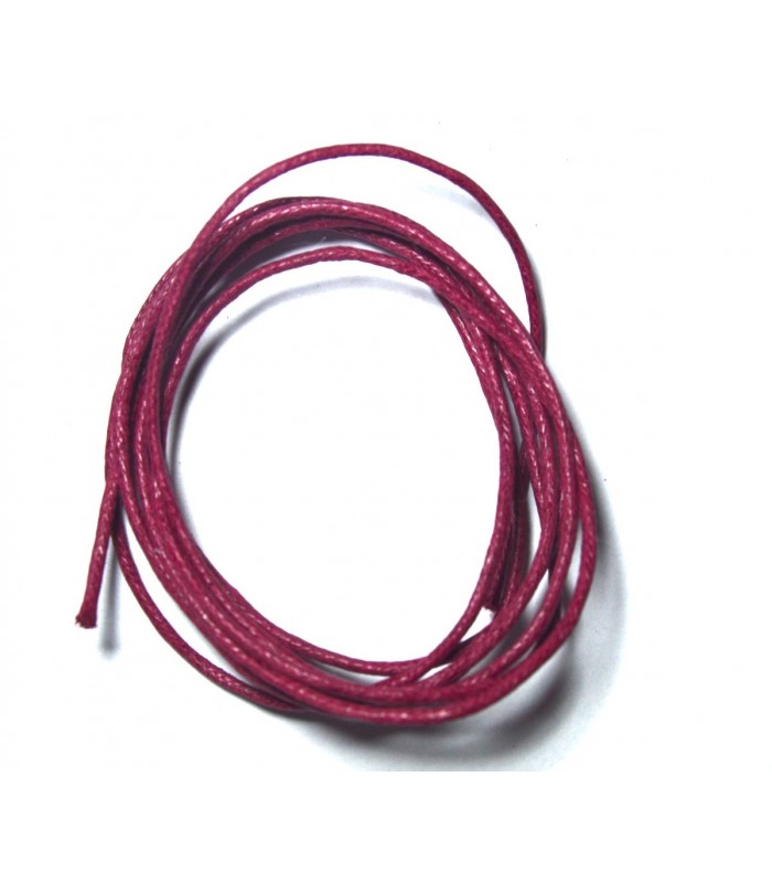 Cordon rouge/bordeaux pour porter vos pendentifs.